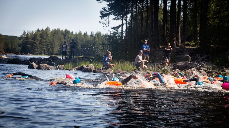 Över 11 500 anmälda till årets stora simmarhelg i Vansbro ...